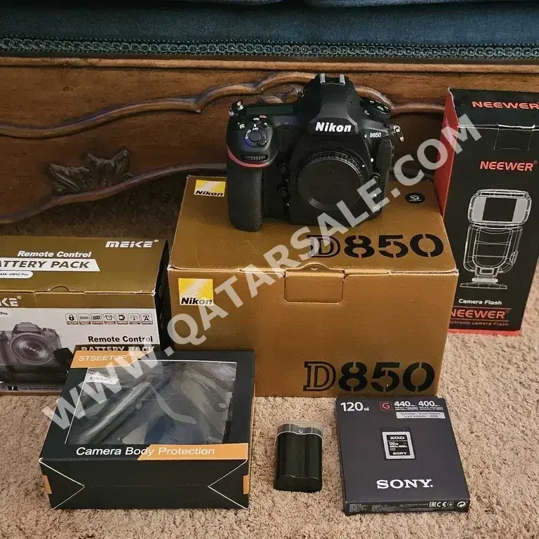 Digital Cameras Nikon - 4K UHD 2160p For Sale in Qatar