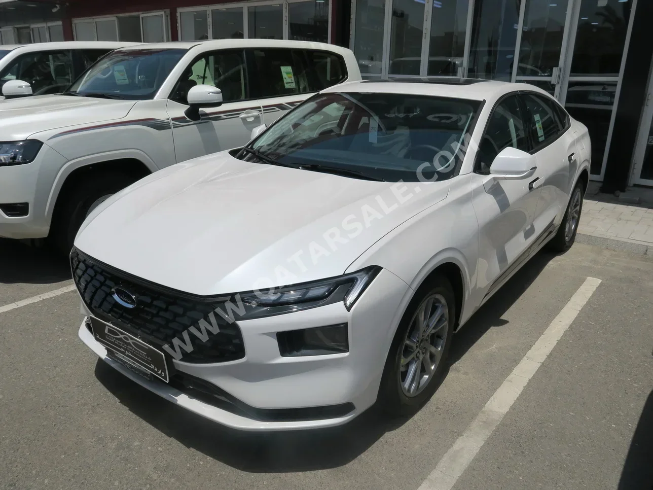 Ford Taurus Limited White 2024 For Sale in Qatar